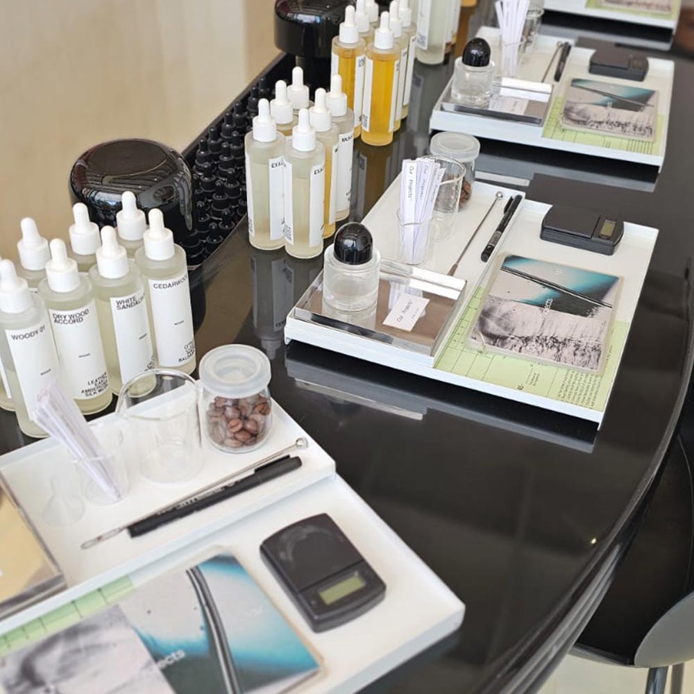 The Perfume Masterclass Bar – Our Projects